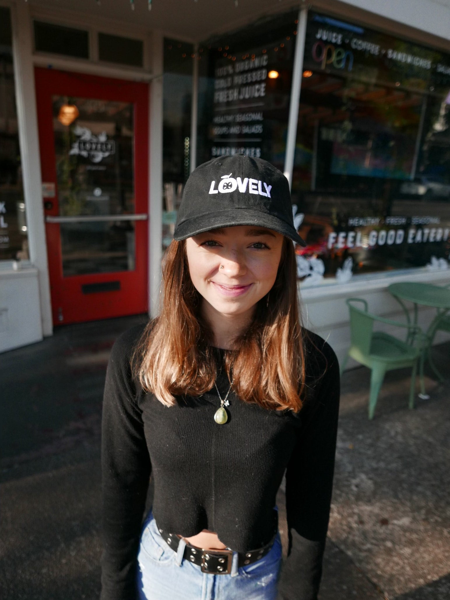 Girls Wearing Snapbacks Backwards